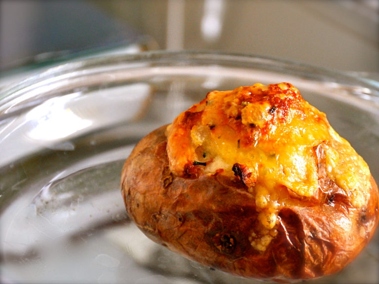 Bakpotatis med bacon – Svensk Potatis